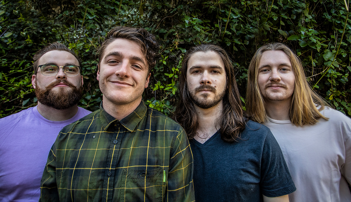 LARSEN Release latest Single | HEAVY Magazine