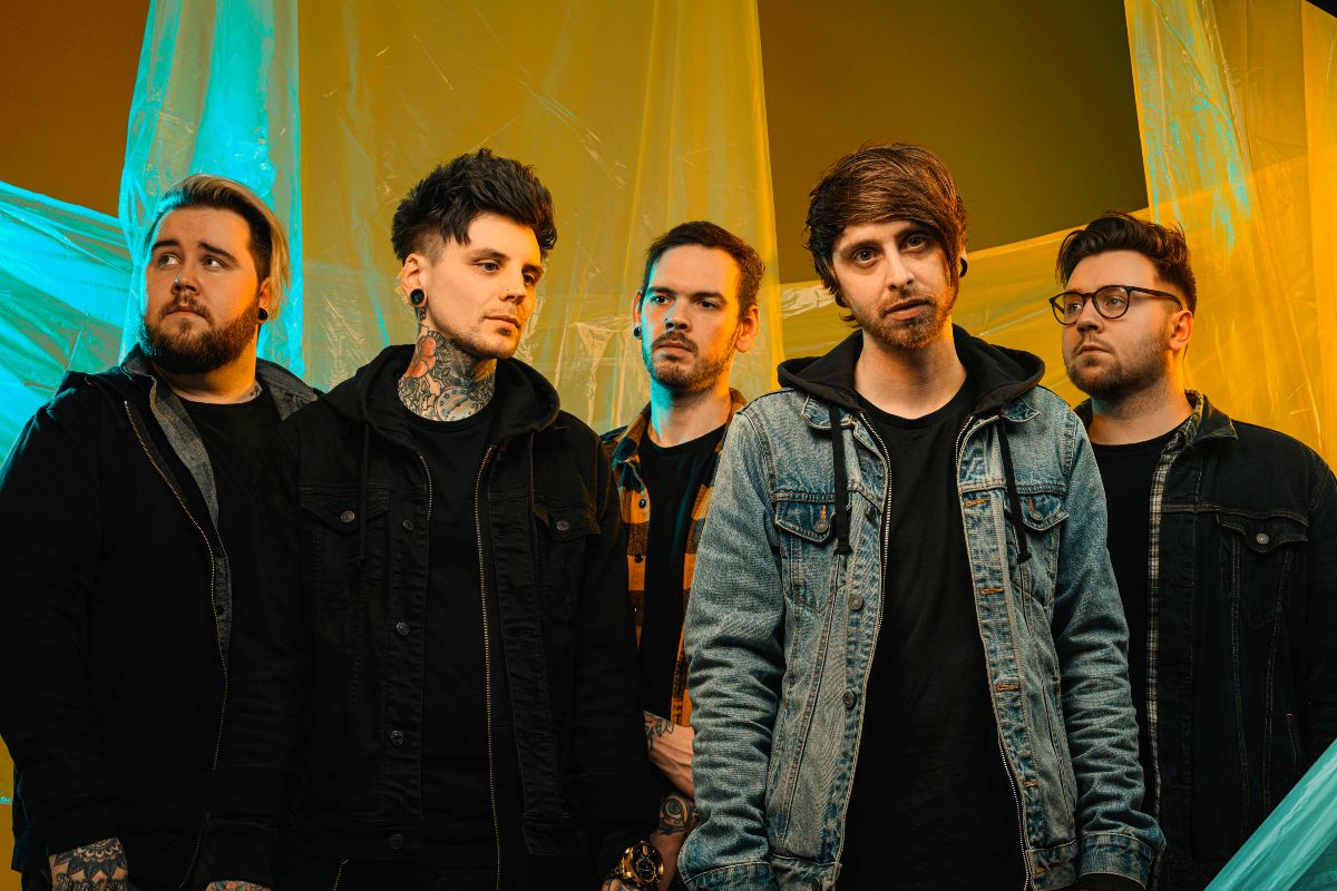 CASKET Reveal New Single | HEAVY Magazine