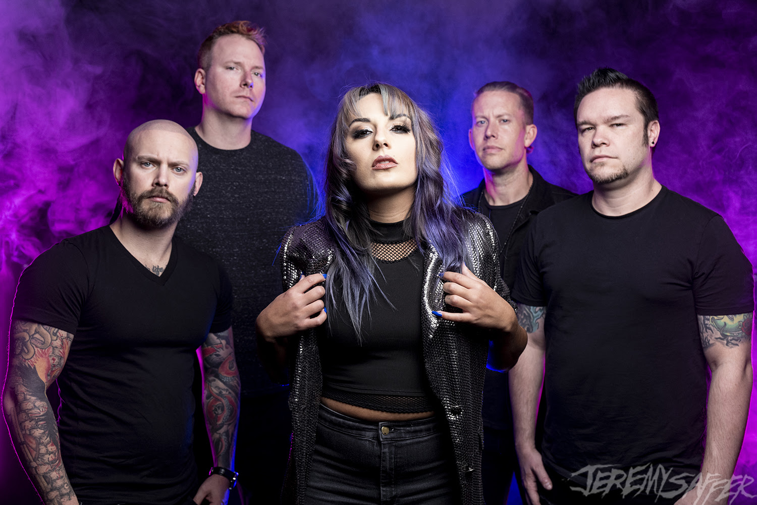 EVA UNDER FIRE Drop EP & Single | HEAVY Magazine