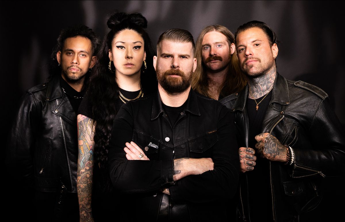 TRUE BELIEVER Drop New Track 'Knife To The Memory' | HEAVY Magazine