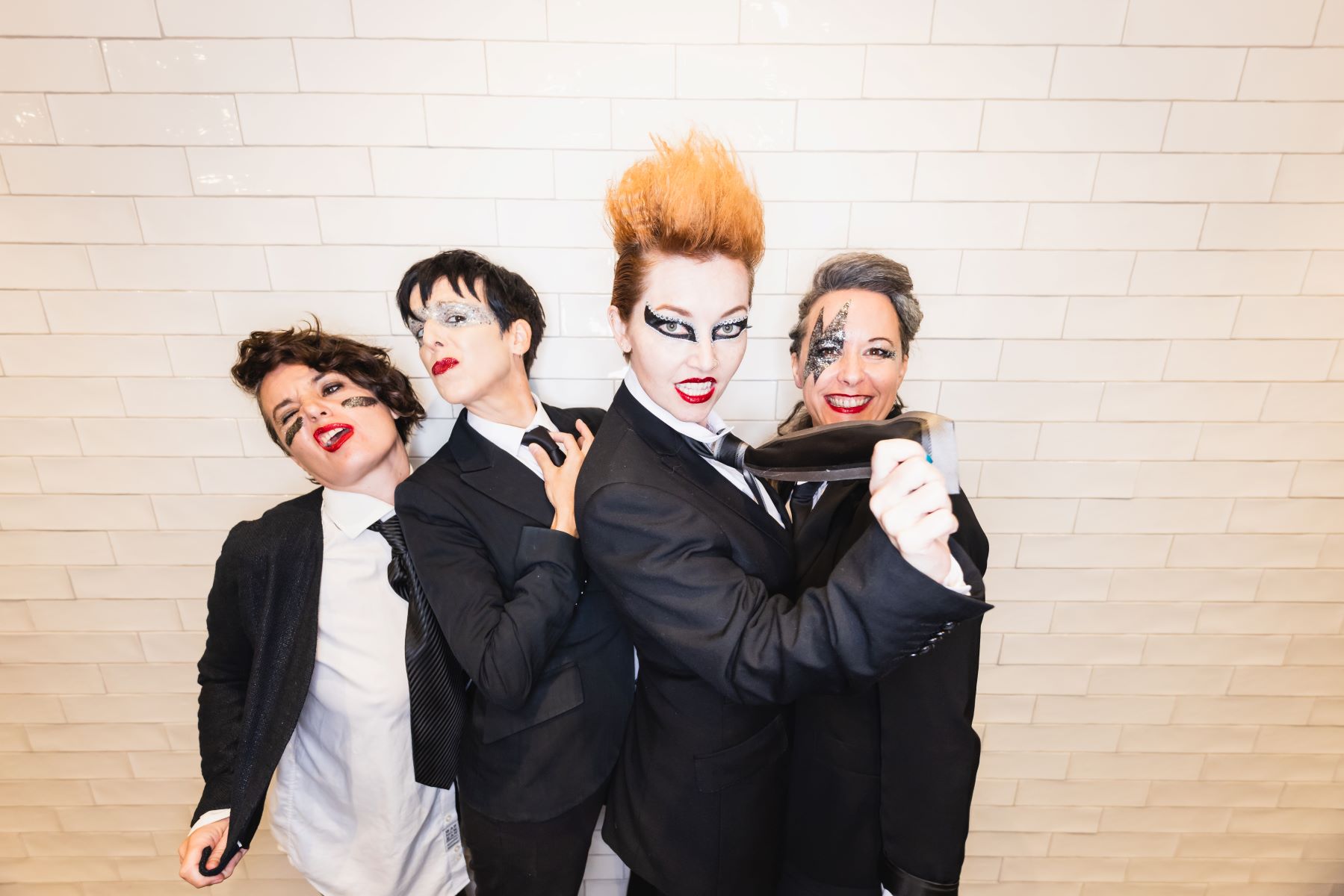 Scratching The Surface With ANDREW GLITORIS From GLITORIS | HEAVY Magazine
