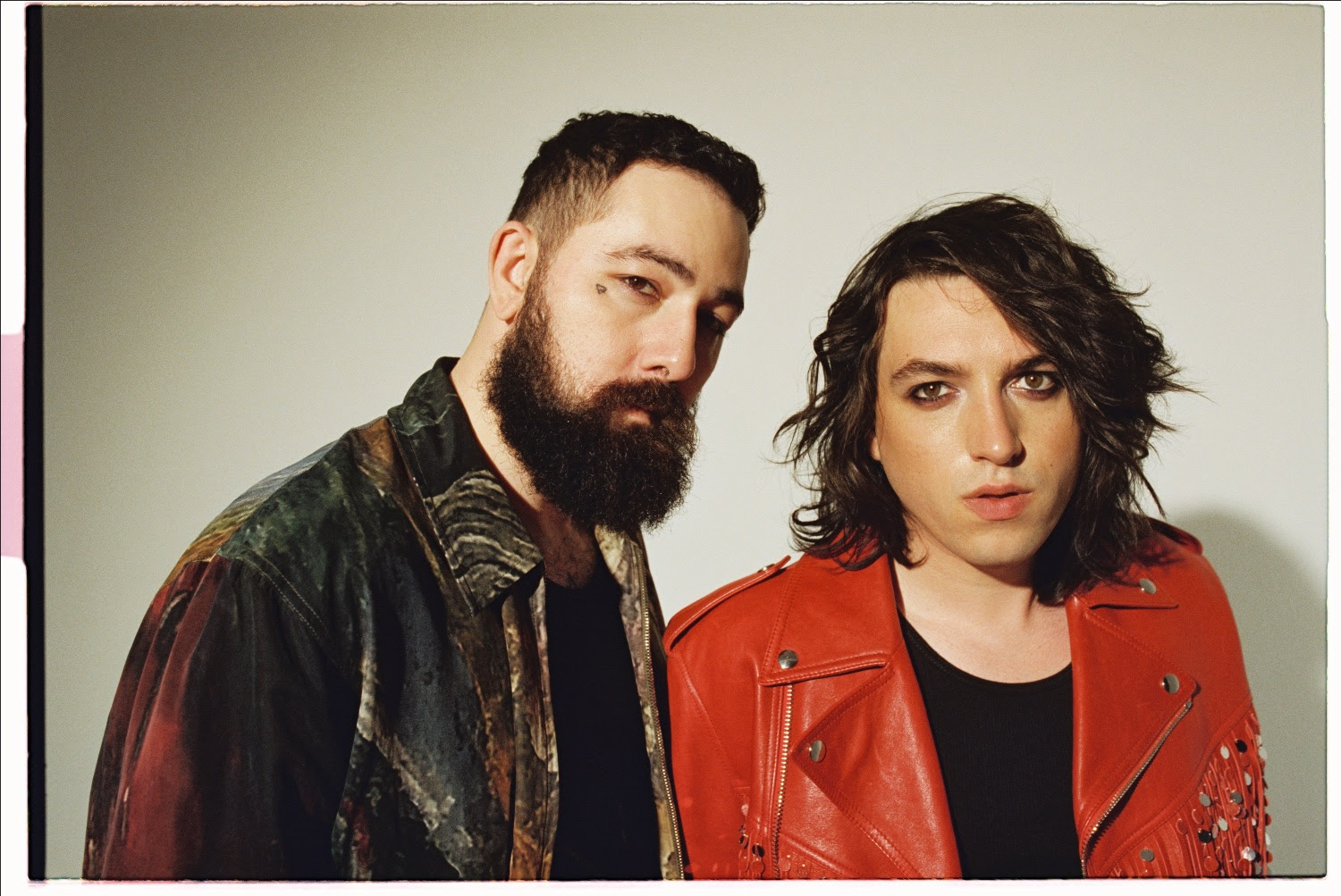 LOVELESS Release Latest Track 'I Hope I'm Not Sick' | HEAVY Magazine