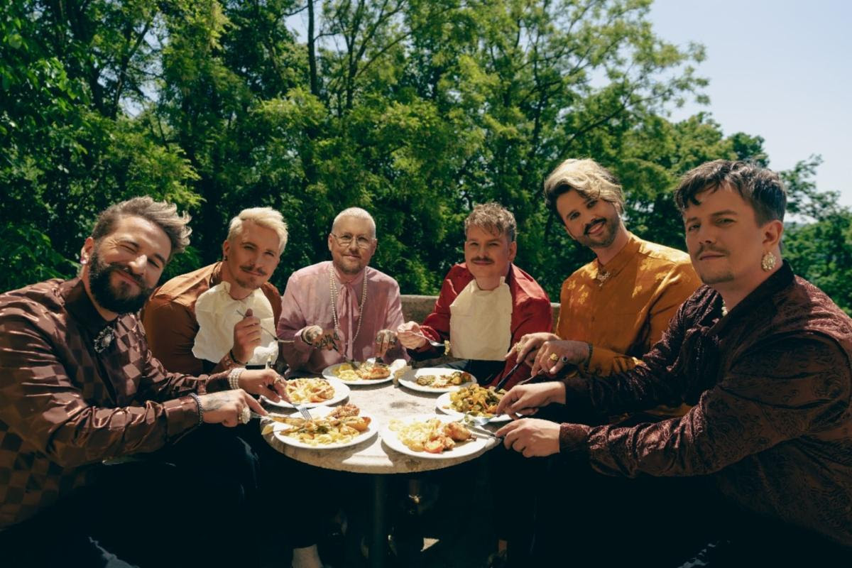 ELECTRIC CALLBOY Release Cover Of 'Everytime We Touch' | HEAVY Magazine