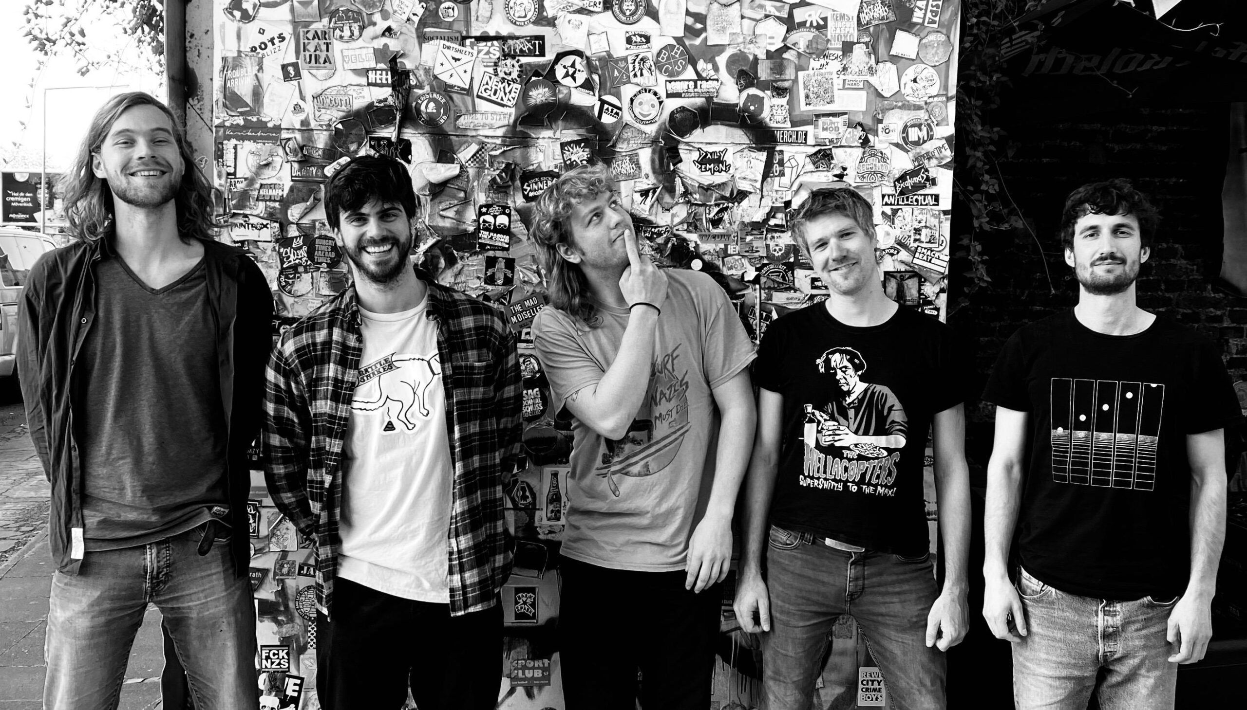 GROOVER Review: SYFF 'Broken Record' | HEAVY Magazine