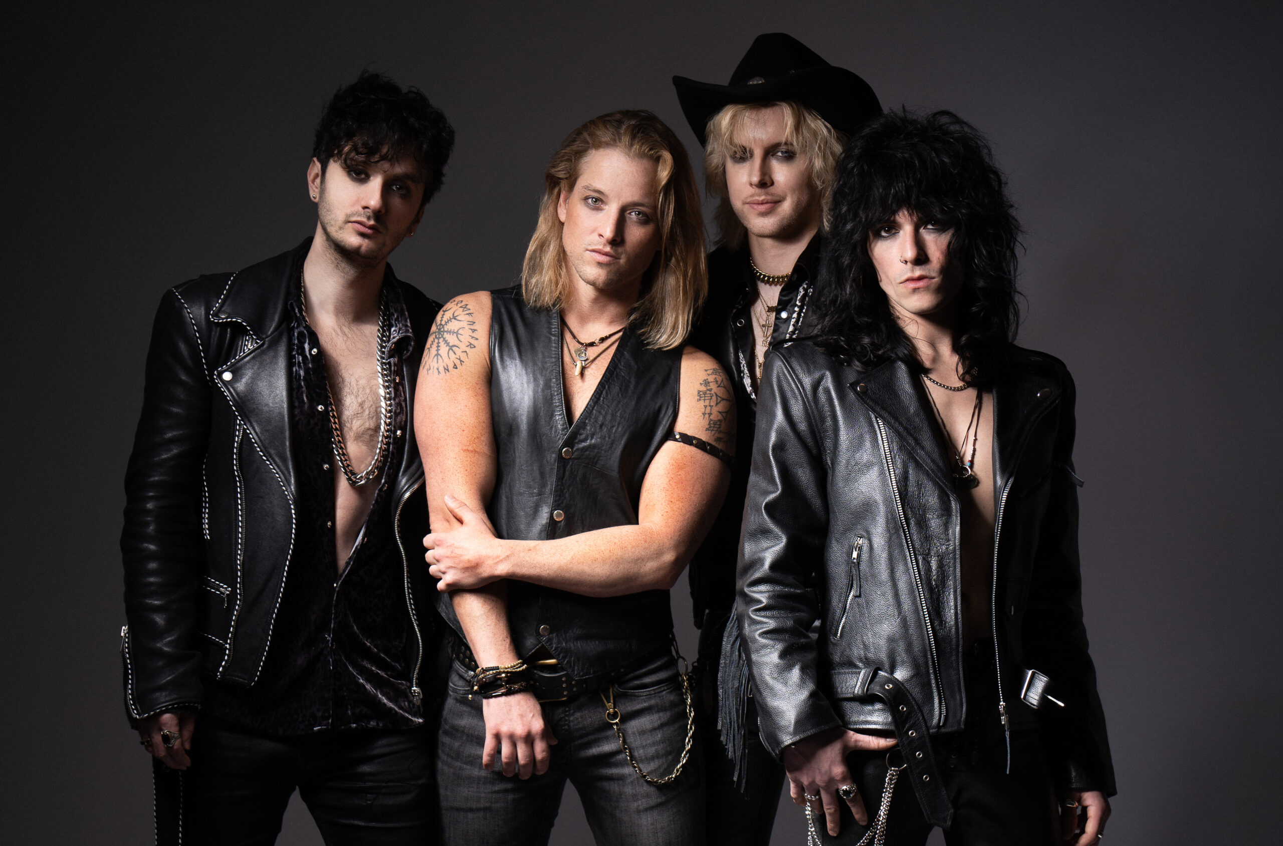 GROOVER Review: DEVERE 'Dead Before I Die' | HEAVY Magazine