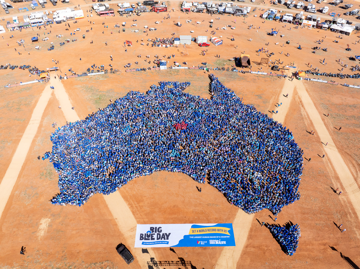 MUNDI MUNDI BASH Shatters World Record in Epic Outback Celebration | HEAVY Magazine