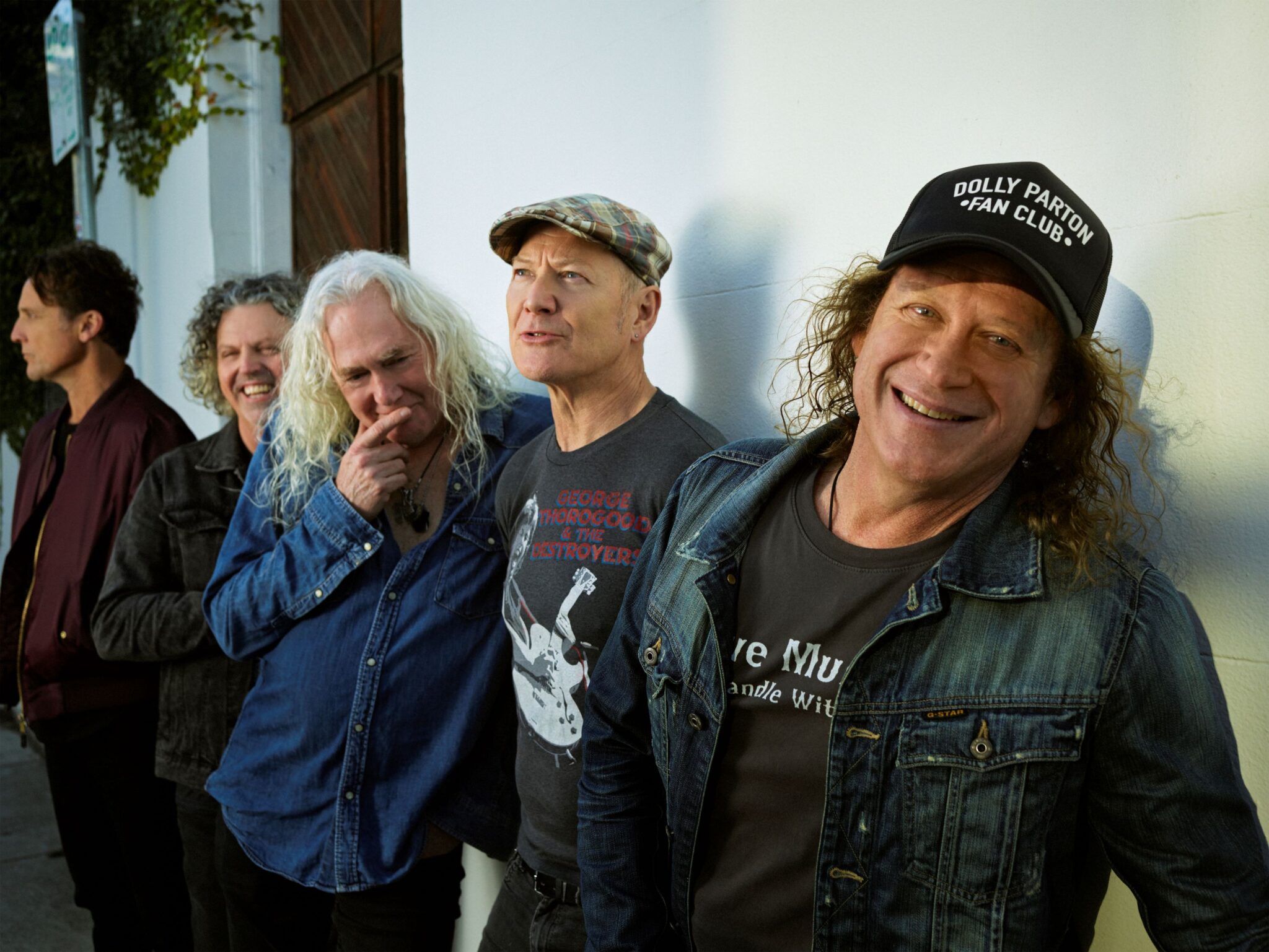 THE SCREAMING JETS To Take WAVE RAIDERS As Supports For All Ages Shows ...