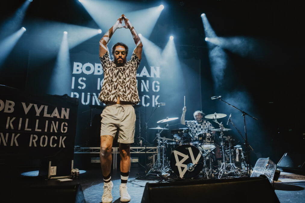 AMYL AND THE SNIFFERS, BOB VYLAN, MISS KANINNA: The Tivoli, Brisbane 31 ...