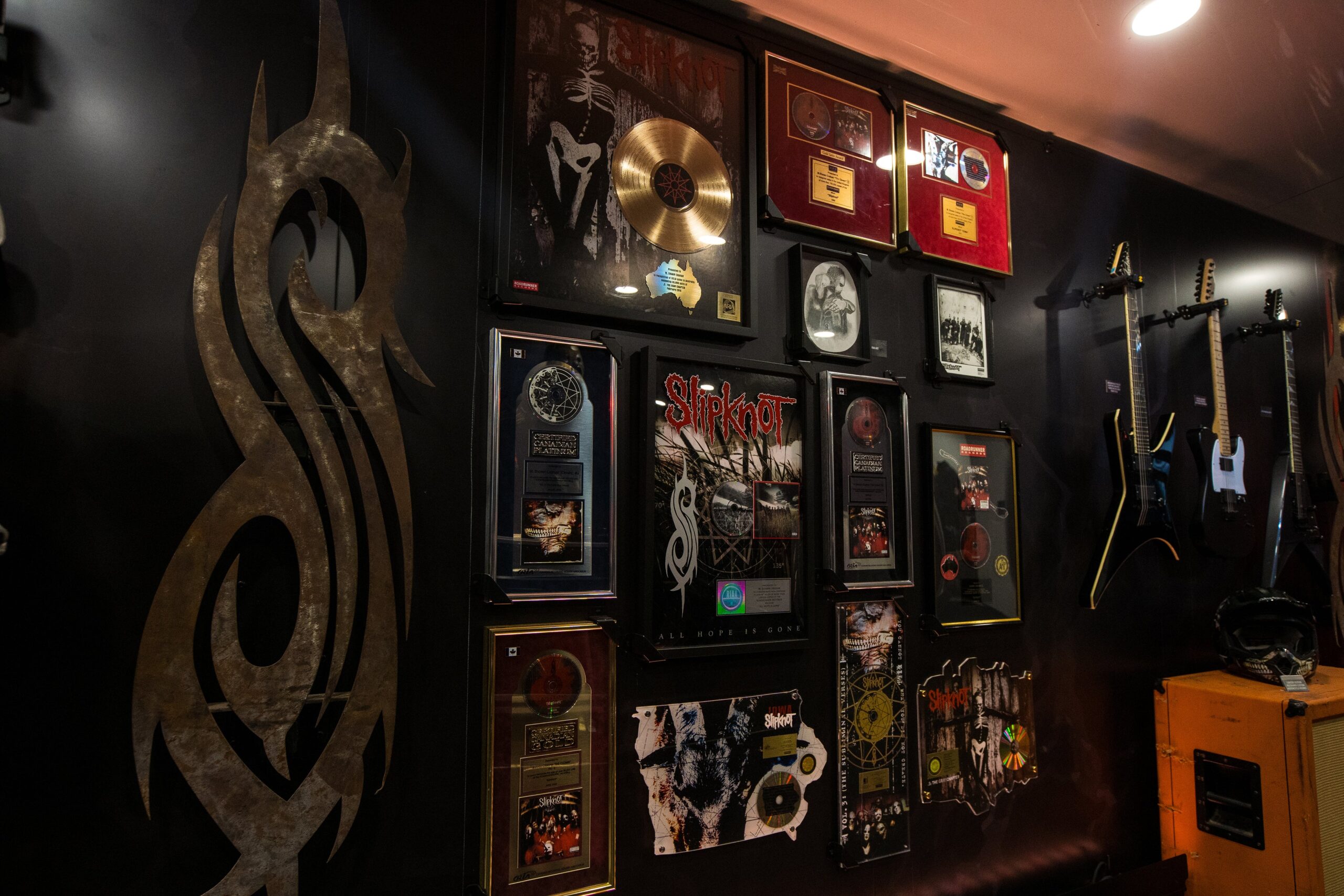 A Complete Look Inside The World Of SLIPKNOT With SLIPKNOT MUSEUM ...