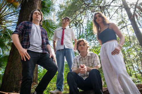 GARAGE NOISE Release EP DAISYBRAIN, Announce Tour Dates | HEAVY Magazine