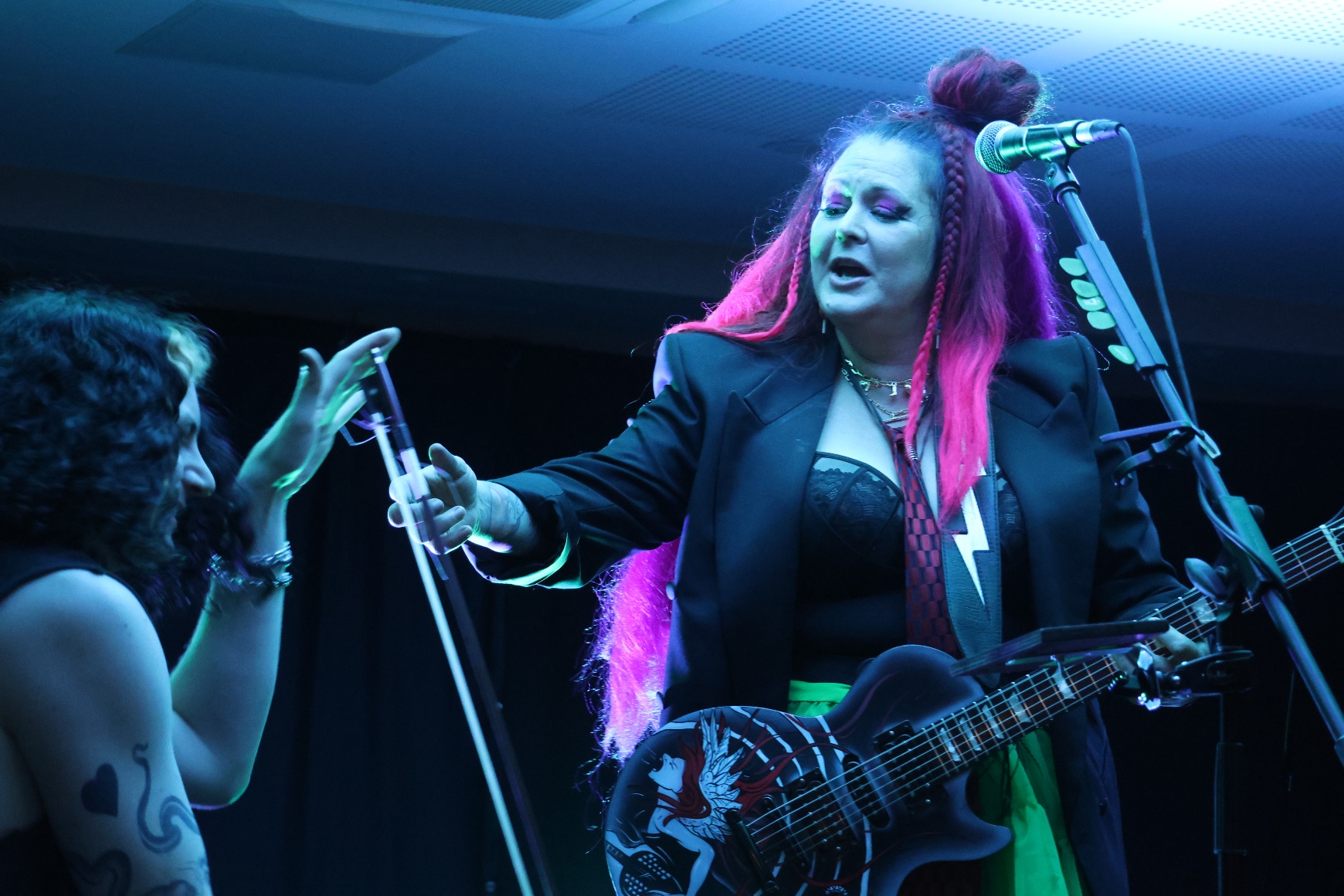 DALLAS FRASCA, Minnie Marks: The Soundlounge 03/10/25 | HEAVY Magazine