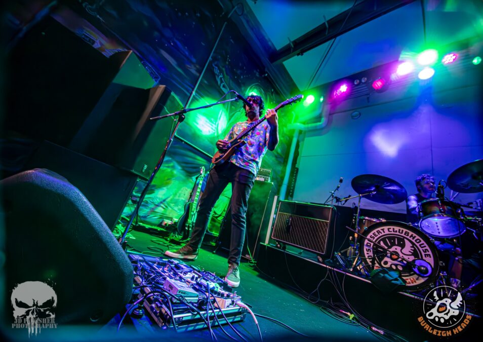 COSMIC PSYCHOS, GOOD SNIFF, CAKES: Mo's Desert Clubhouse 09/01/26 ...